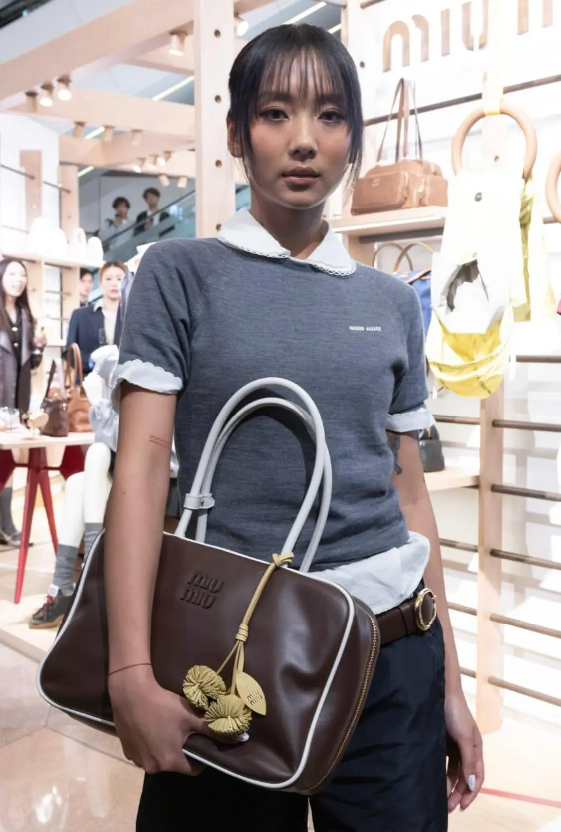 點解呢個Viu 狗成日笑Yan Ting 大哥 | LIHKG 討論區