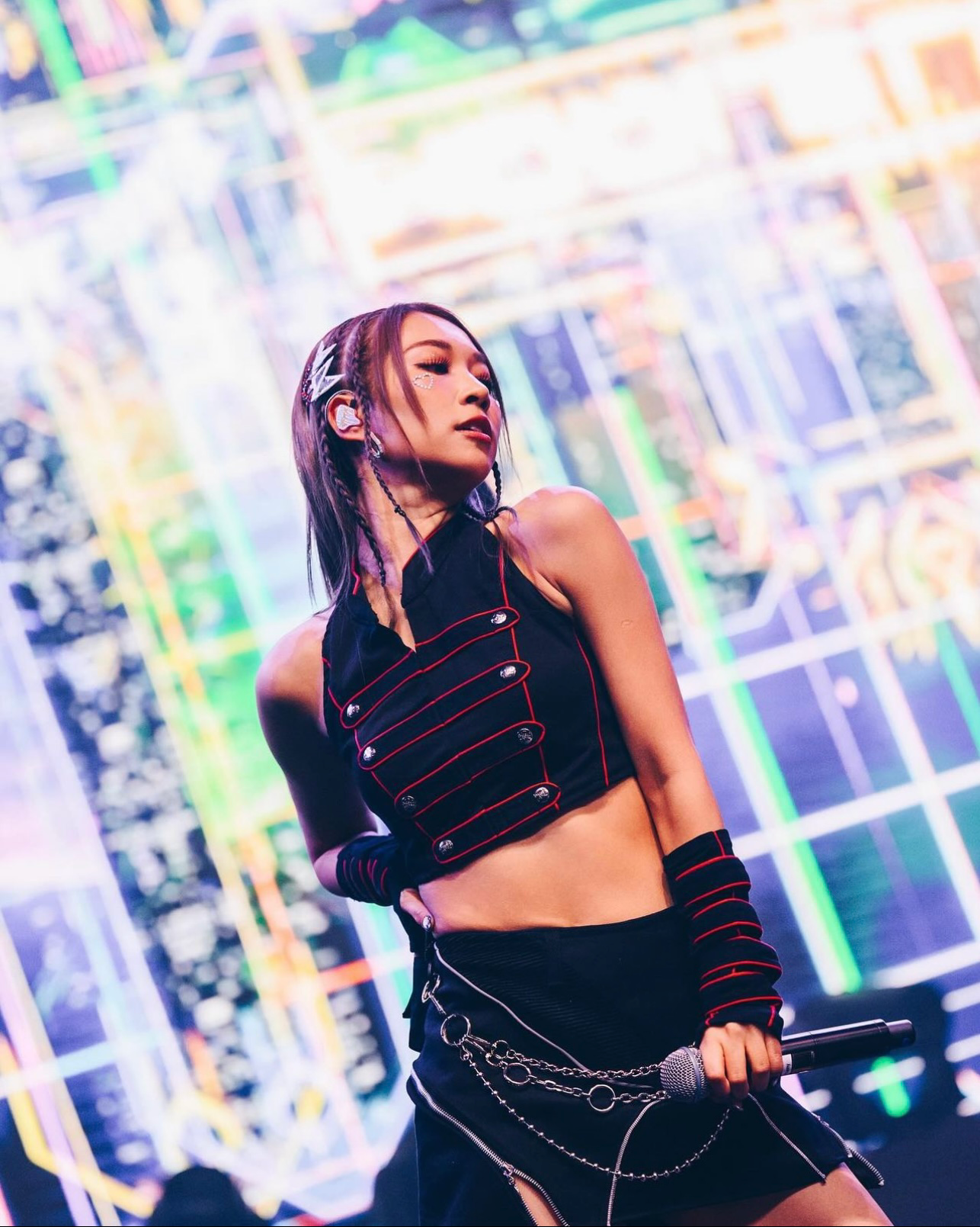 Lolly Talk討論區(182) 16/12 紅磡新城新人大熱唱｜叱咤投票請支持《一把火》 | LIHKG 討論區