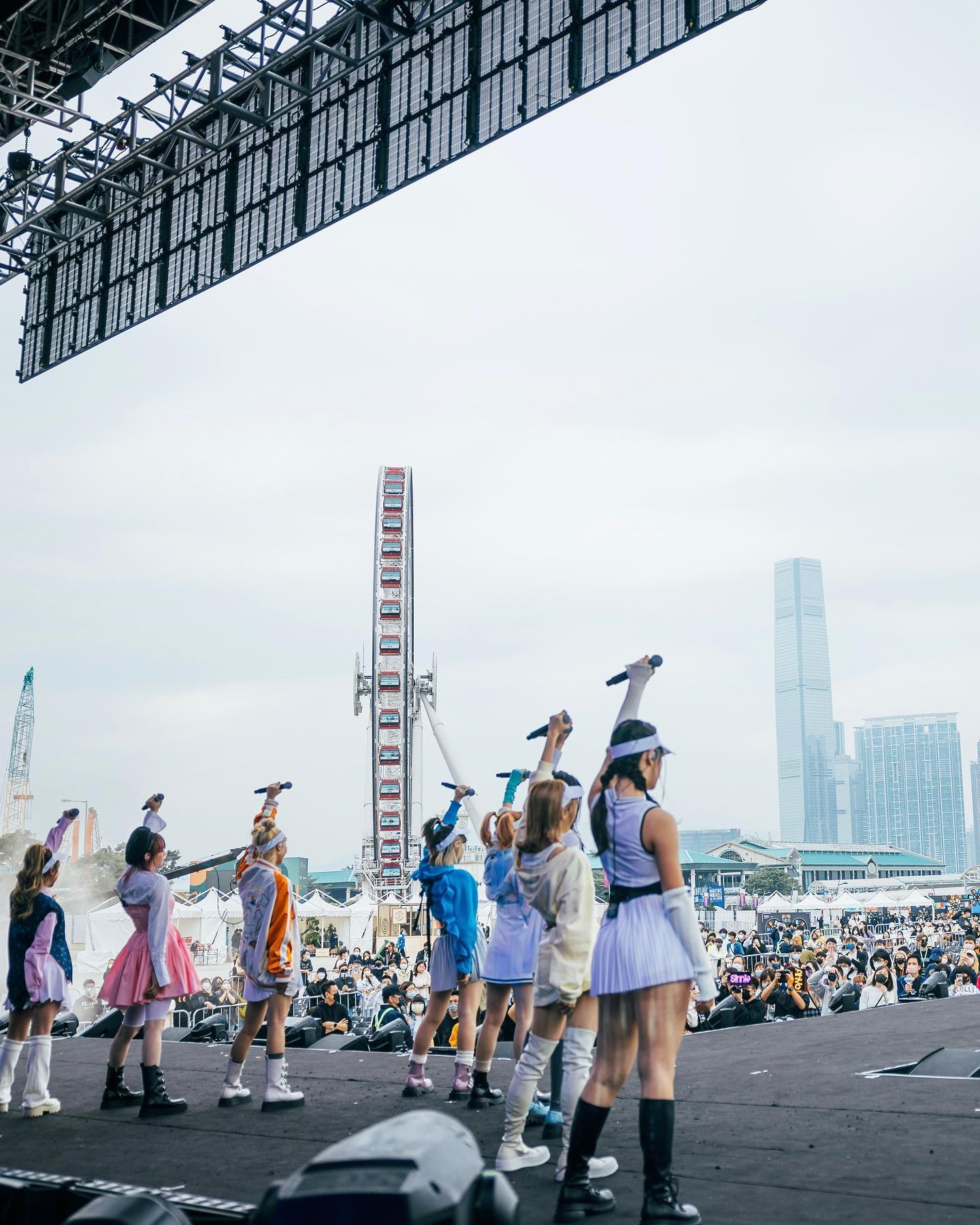 Lolly Talk新歌《一把火》MV出左 死忠講兩句 | LIHKG 討論區