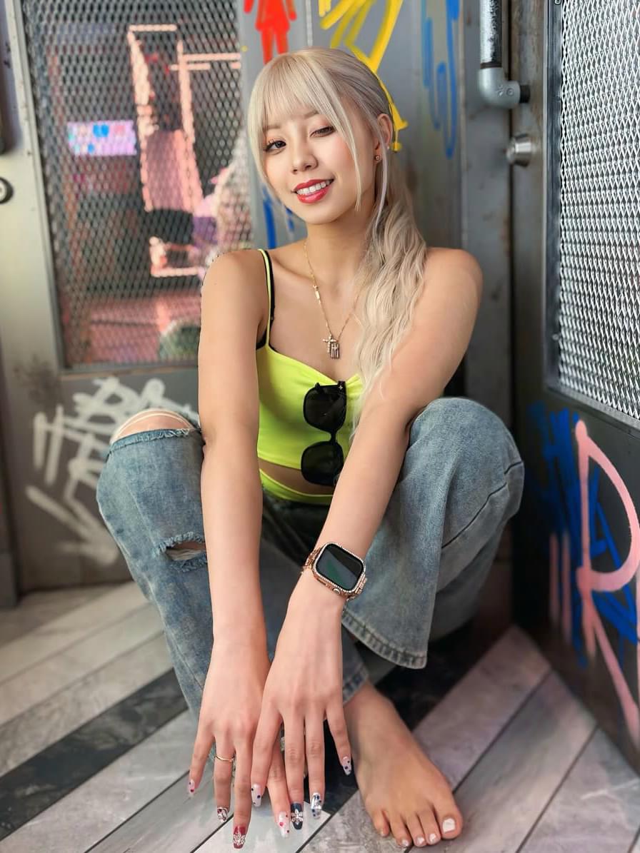 靚腳日本妹 serizawarino305 | LIHKG 討論區