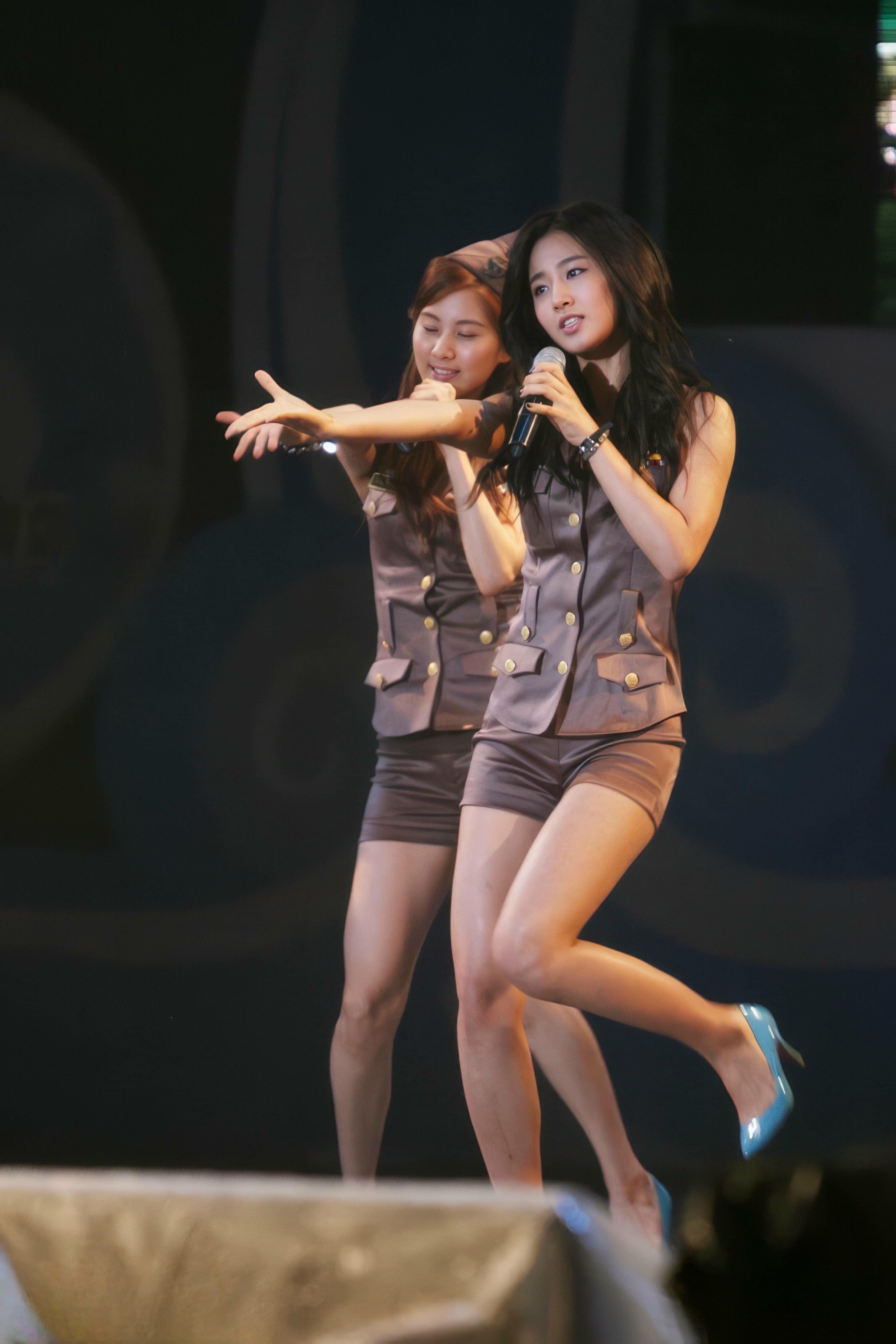 (8K高清圖)遇上2010年的少女時代，你係韓國財閥會點做？ | LIHKG 討論區