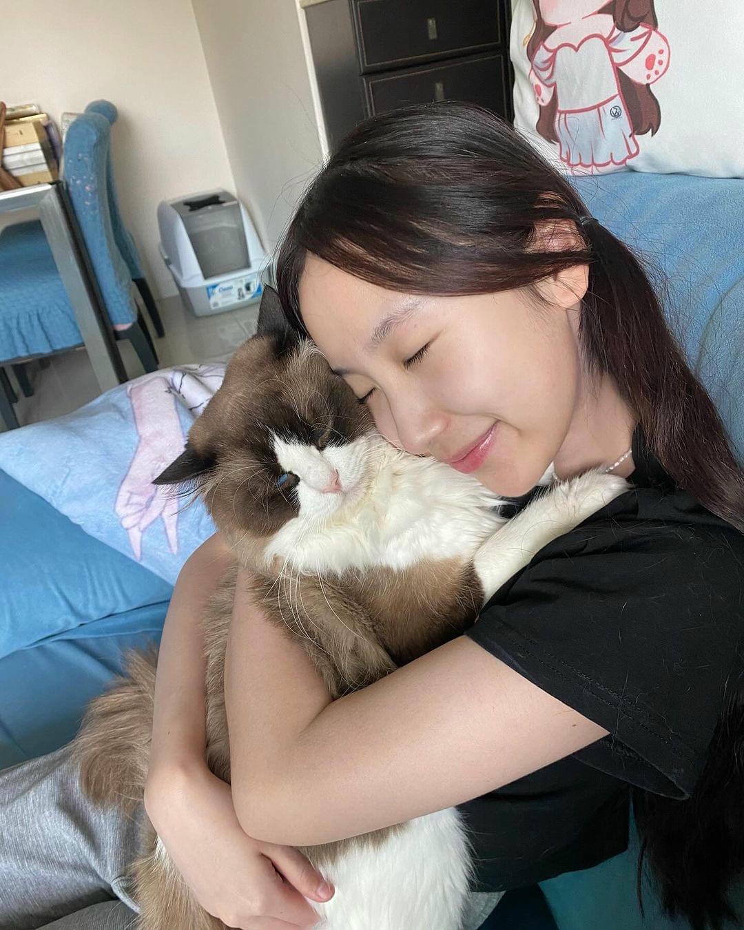 yumi windy咁正式，組返隊豪乳版twins有無得諗？ | LIHKG 討論區