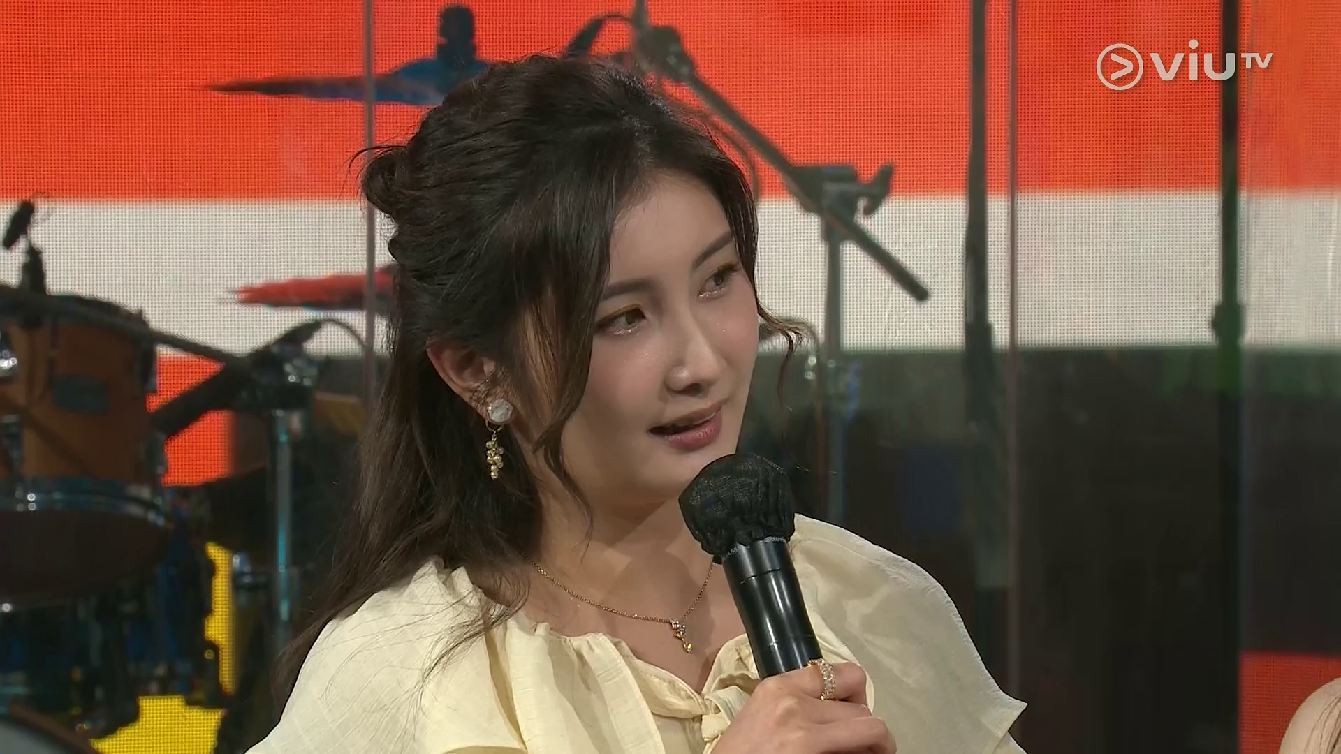 [ViuTV] Chill Club 星期日 21:30 (180) | LIHKG 討論區