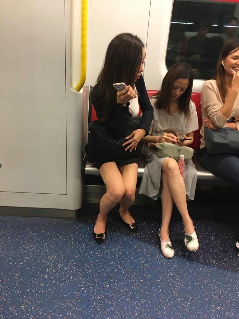 呢個OL腳腳大家覺o唔ok? | LIHKG 討論區