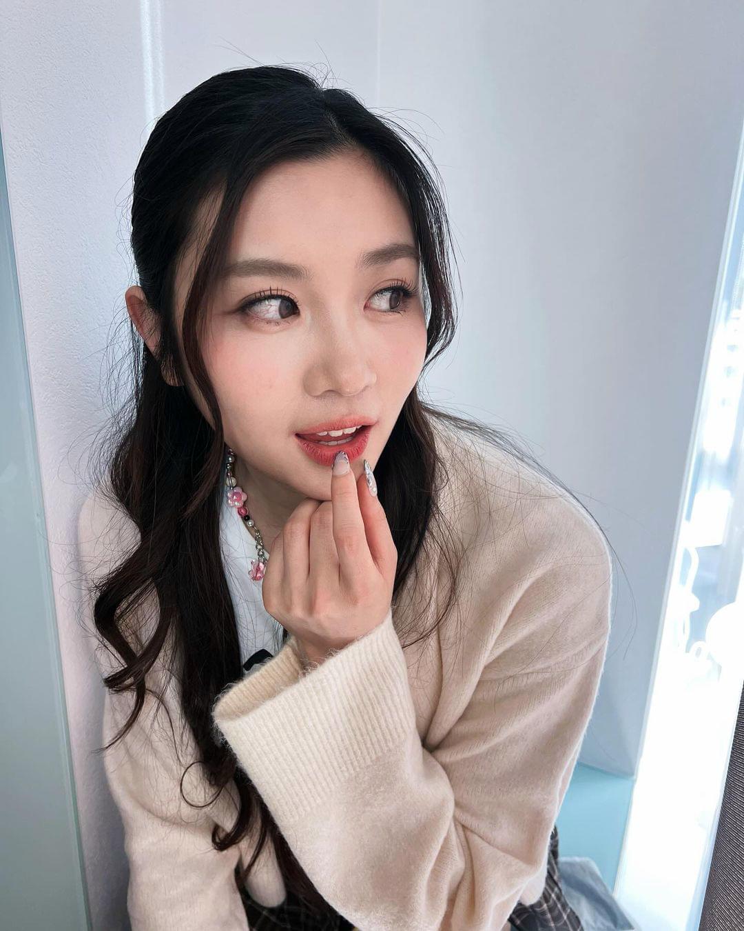 COLLAR討論區 (1127) Unit 1201 MV BTS！Marf 叱咤樂壇訪問！叱咤歌曲獎投票開始！ | LIHKG 討論區