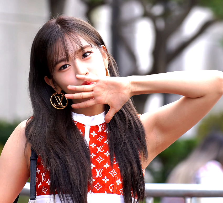 真真 瑛妹狂淫亂腋毛...18+ | LIHKG 討論區