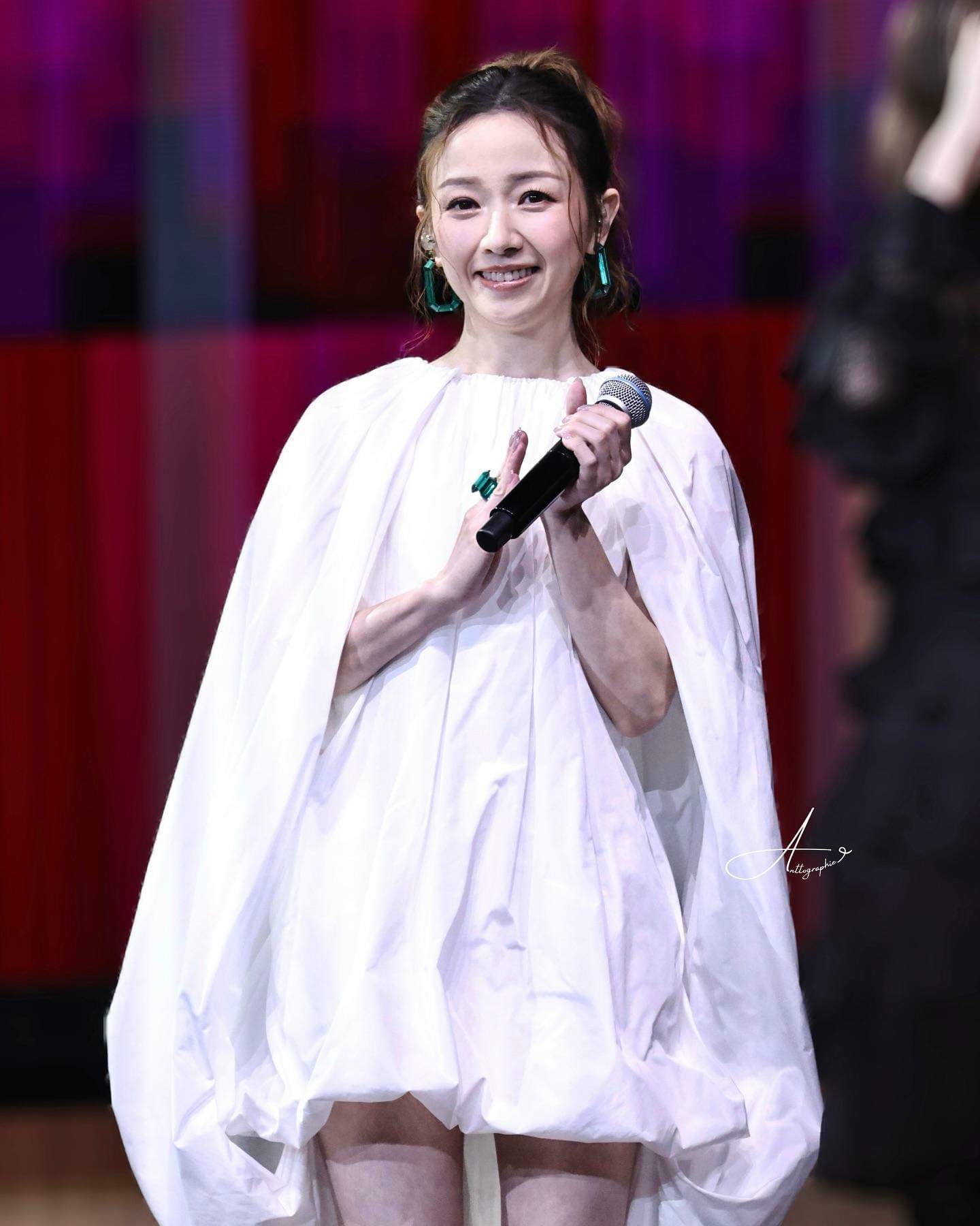 Cookies 成員Elaine真係正到仆街！！！！ | LIHKG 討論區