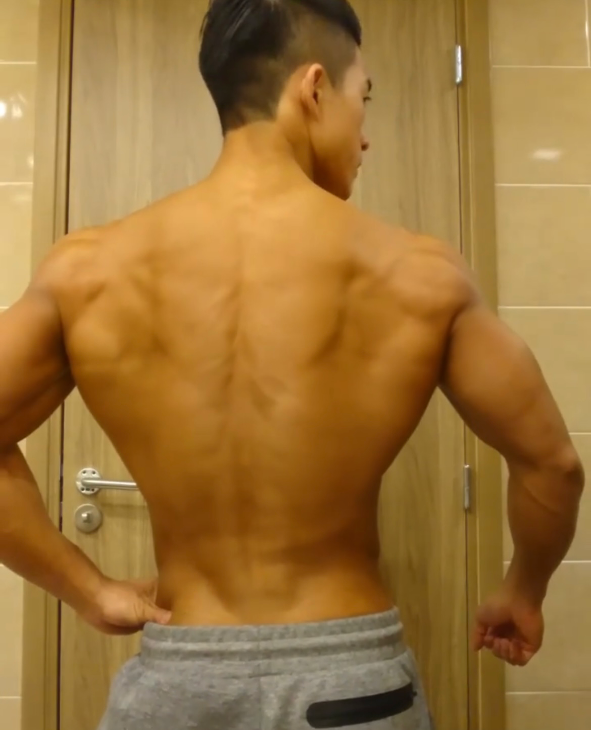 妖！Pizza Hut個廢apps 不如叫「手淫之巔」la！！ | LIHKG 討論區