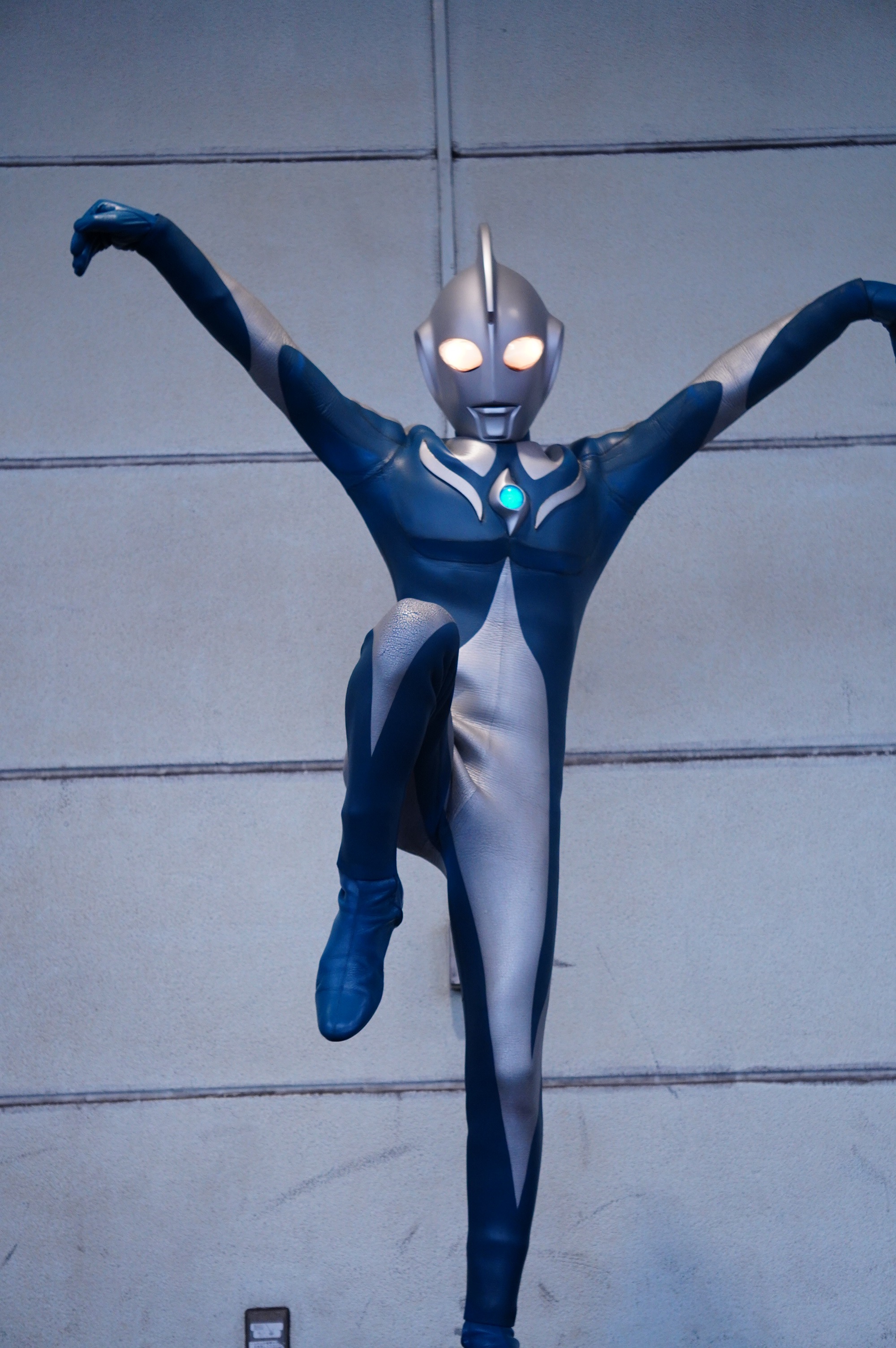[討論]超人Ultraman[32] 頂2集Smile Smile編劇回歸... | 322年歷久不衰 宇宙煎餅 | LIHKG 討論區
