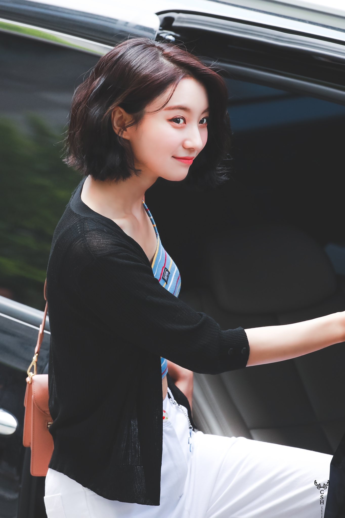 [MIRACLE] OH MY GIRL討論區 (40) 沙沙Bon Voyage大發！Binnie生日粗卡！ | LIHKG 討論區