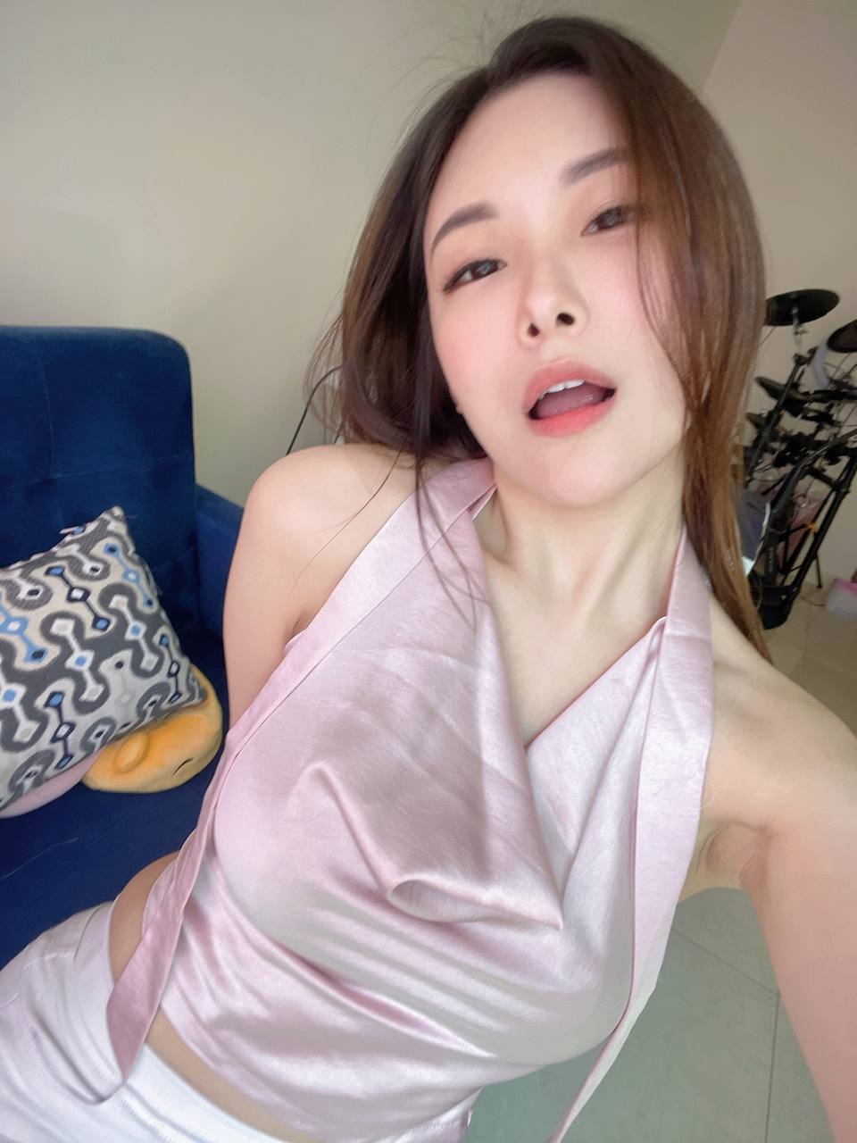 ERENA SHL 素海霖 J 圖分享區 (海量圖慎入) | LIHKG 討論區