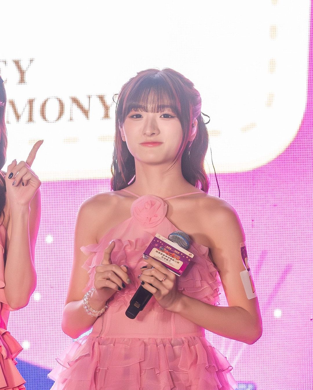 MK女團Lollytalk，快閃現身旺角鬧市 | LIHKG 討論區