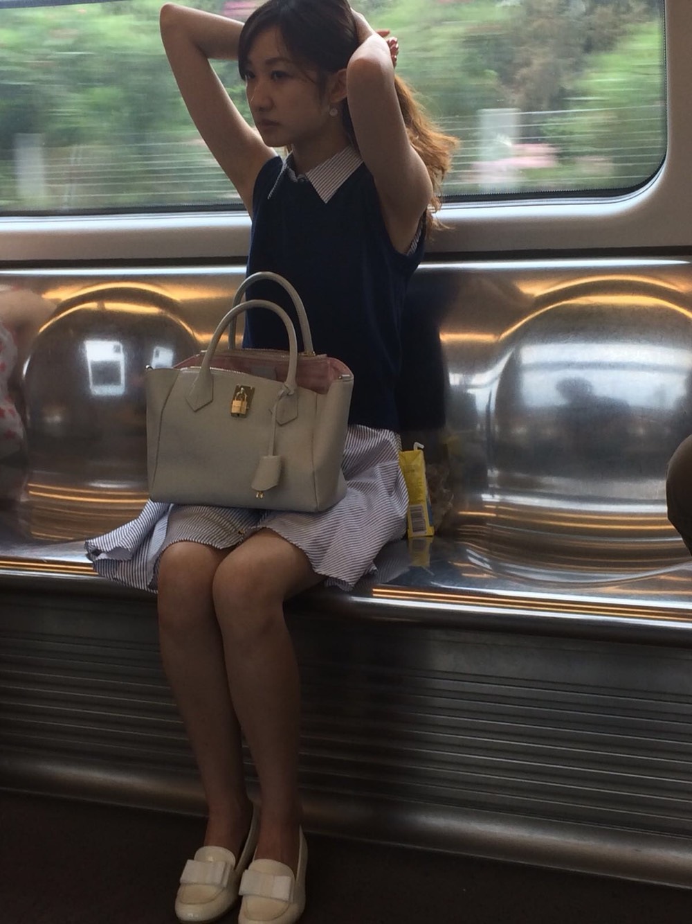 [有圖] OL地鐵化妝速成 | LIHKG 討論區