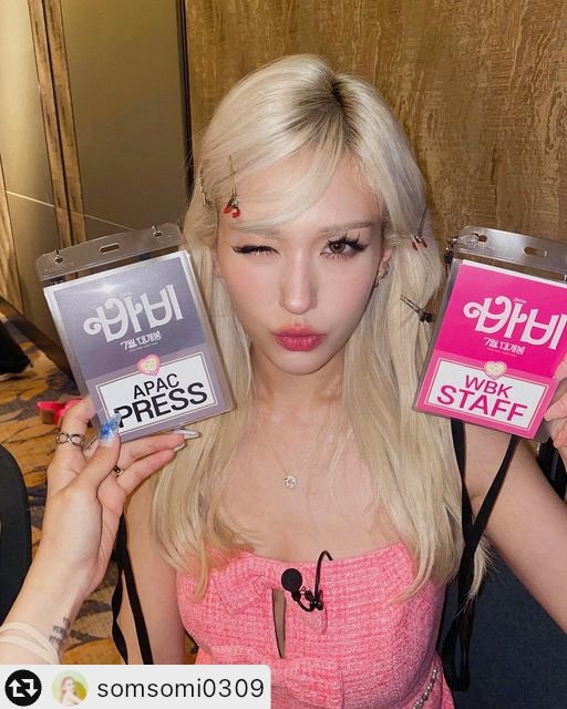 真心覺得Somi更加似係演Barbi | LIHKG 討論區