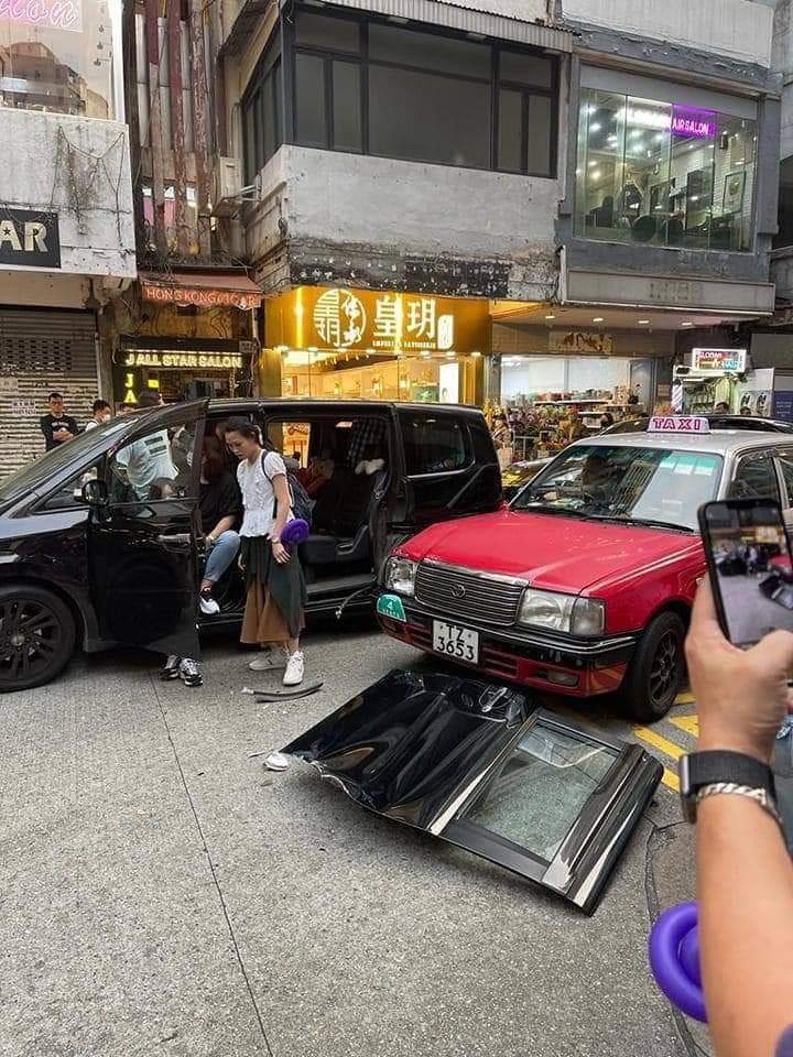 [圖] 有趣問題: 條DC9點樣可以撞到架7人車個趟門都飛埋出嚟? | LIHKG 討論區