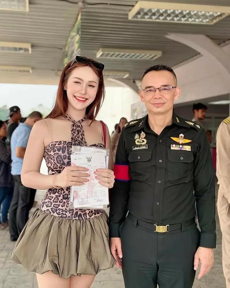 又到一年一度泰國徵兵 #love##love# | LIHKG 討論區