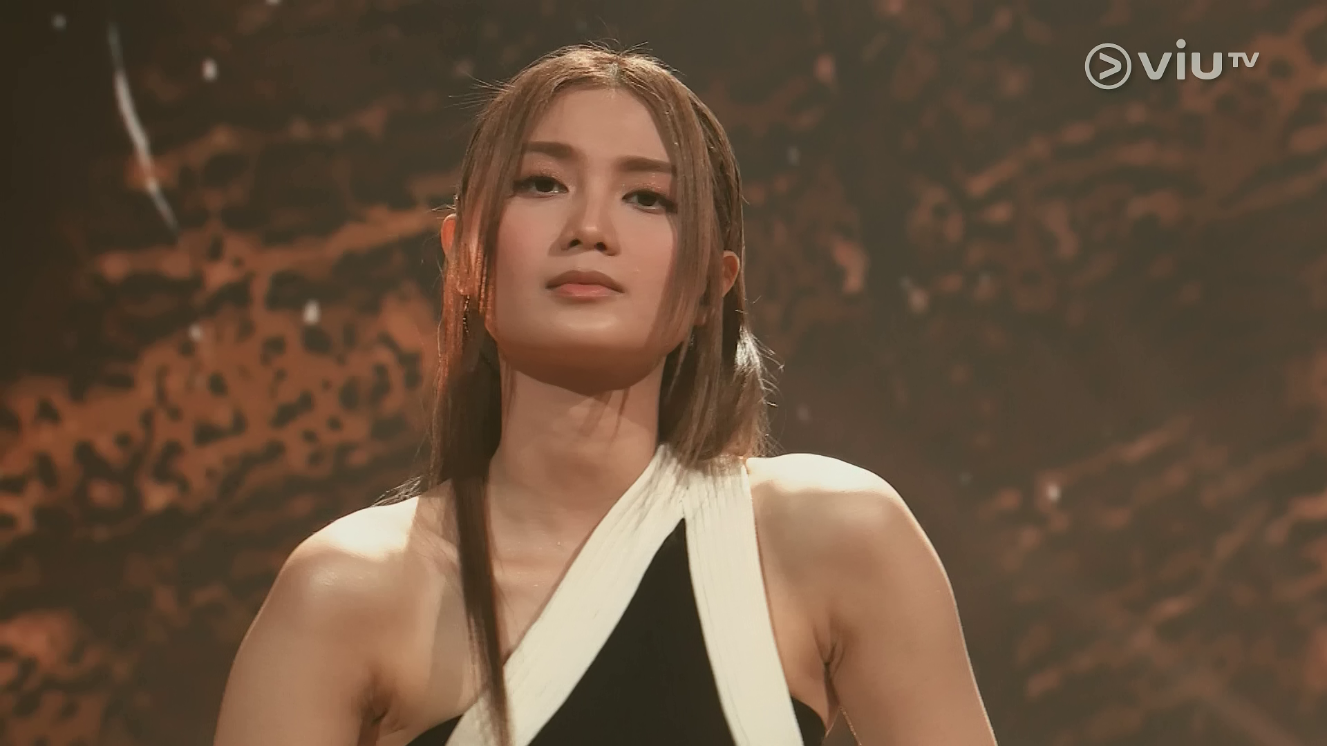 [ViuTV] Chill Club 星期日 21:30 (180) | LIHKG 討論區