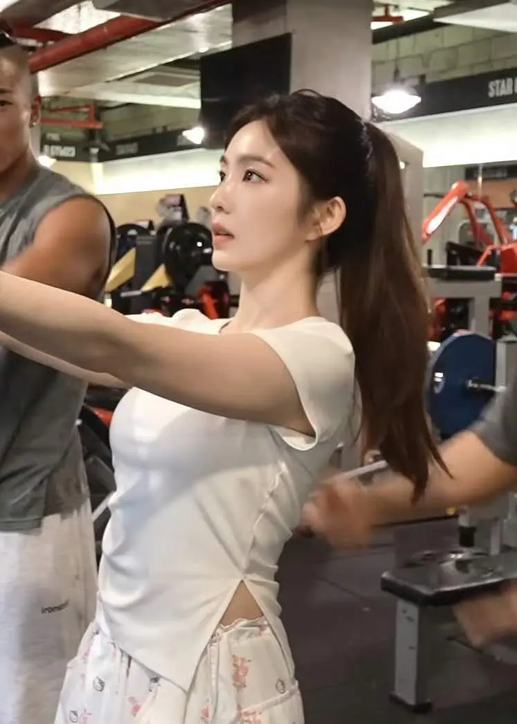 33歲的Irene 在健身房… | LIHKG 討論區