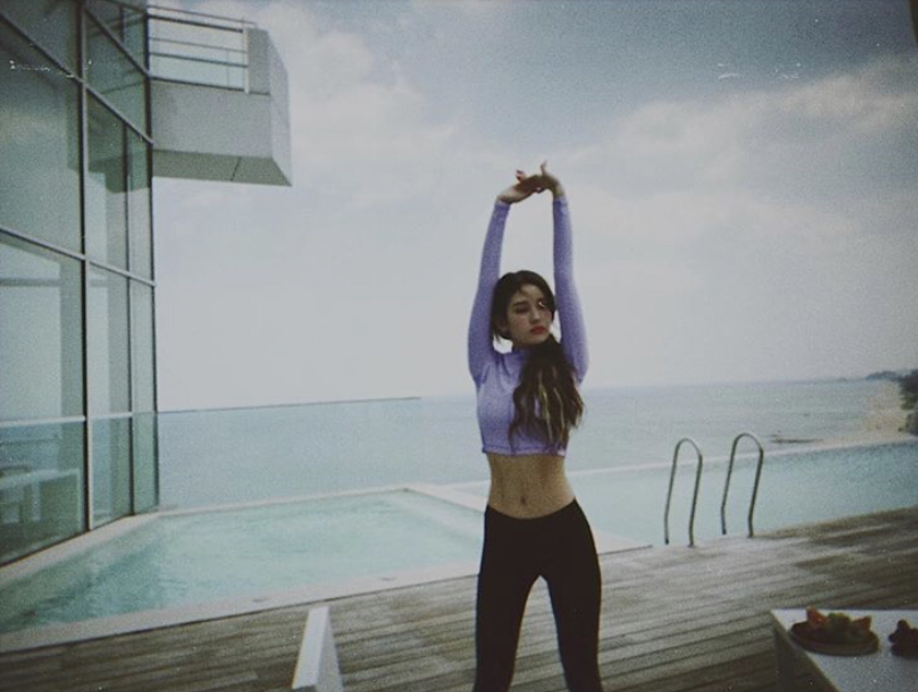 [有圖] 19萬歲的Somi居然有如此大的奶奶! | LIHKG 討論區