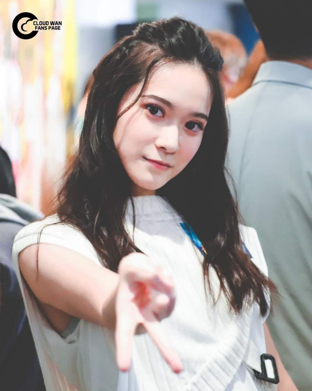 原來牙Cloud唔聲唔聲都出到第三隻歌 | LIHKG 討論區