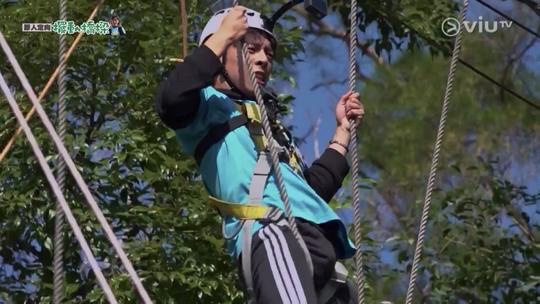 MC《自我安慰》定Edan《飄流教室》？ | LIHKG 討論區