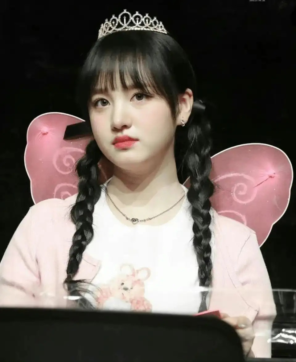 Ive liz塊面肥到，洗唔洗打幾支botox頂住先？ | LIHKG 討論區