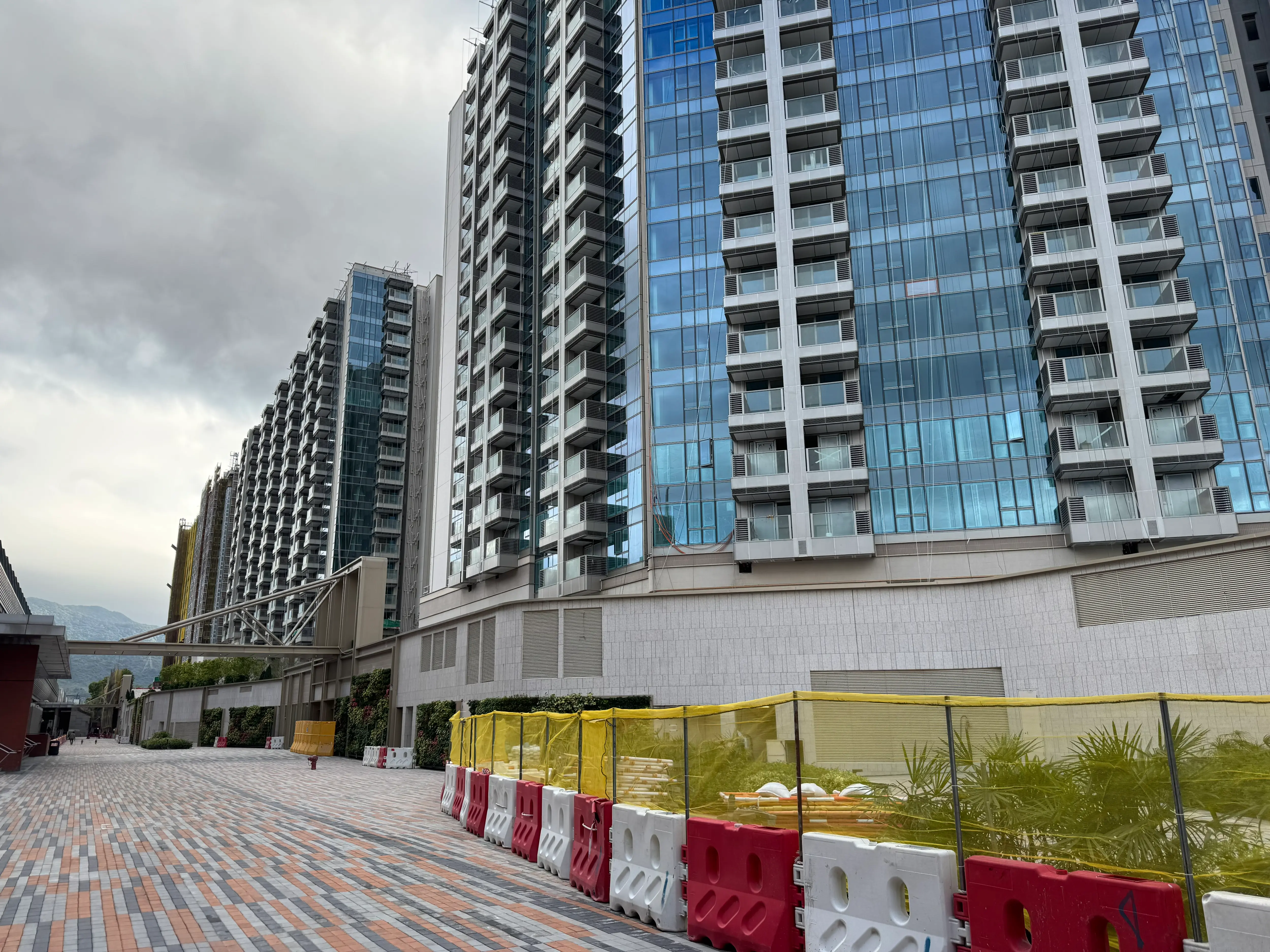 （正歪風）發覺三日唔埋兩日就有人開post 笑鳩柏瓏班業主 | LIHKG 討論區