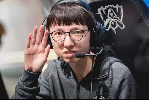 同樣都10年以上 點解CSGO同LOL 分別咁大 | LIHKG 討論區