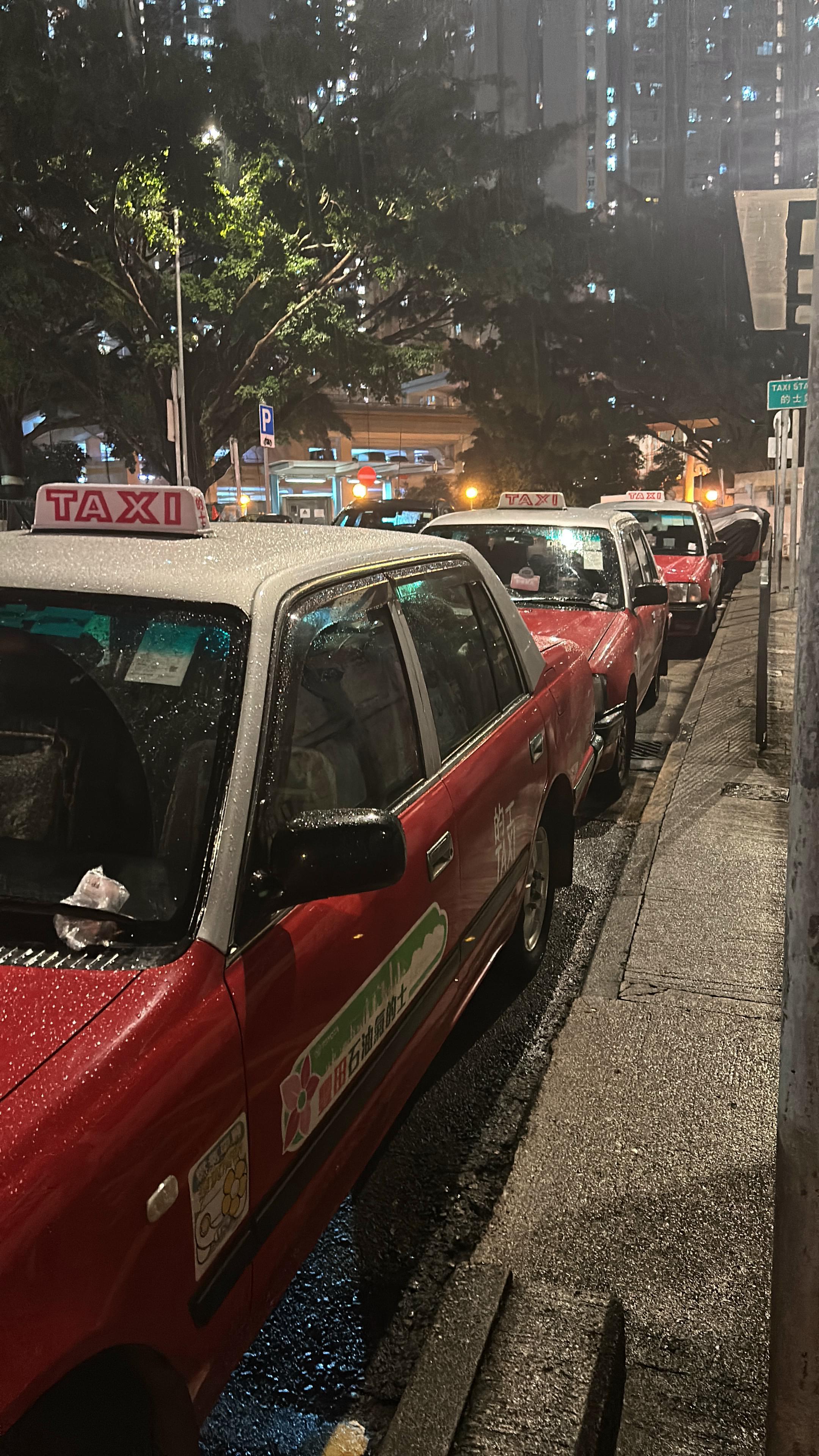 的士商會車主放蛇捉Uber | LIHKG 討論區