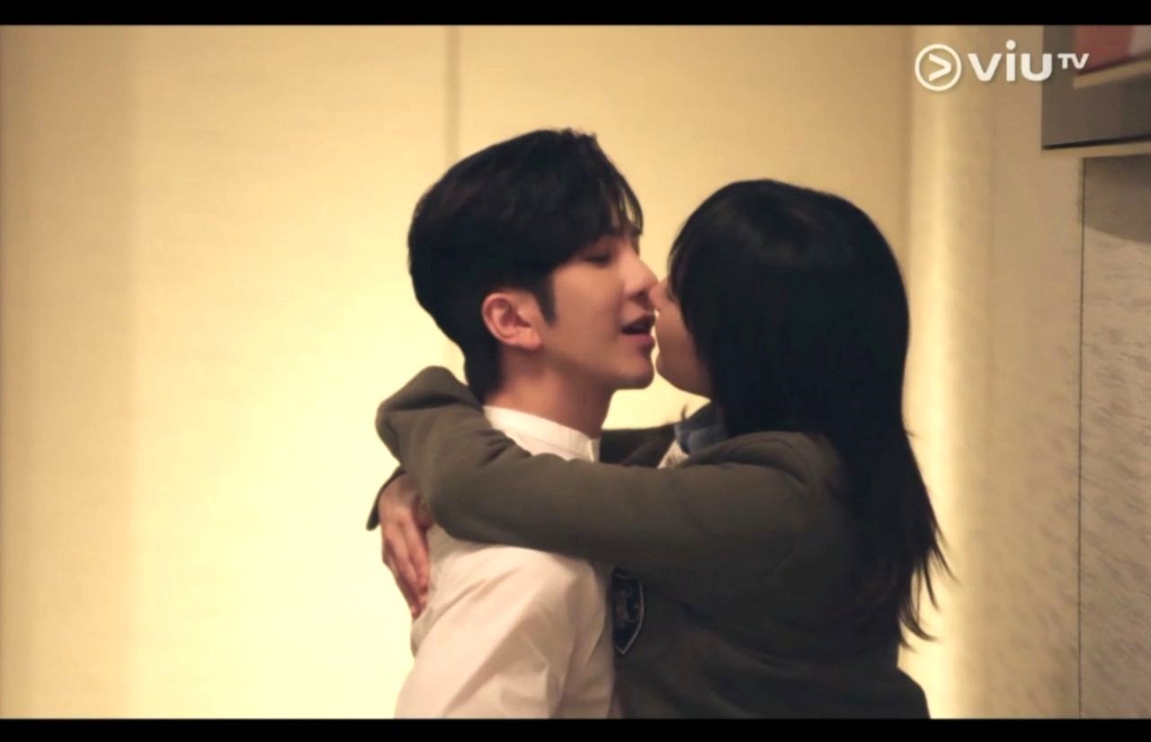 【ViuTV】《社內相親》逢星期一至五 21:30（15）大結局後有FB Live | LIHKG 討論區