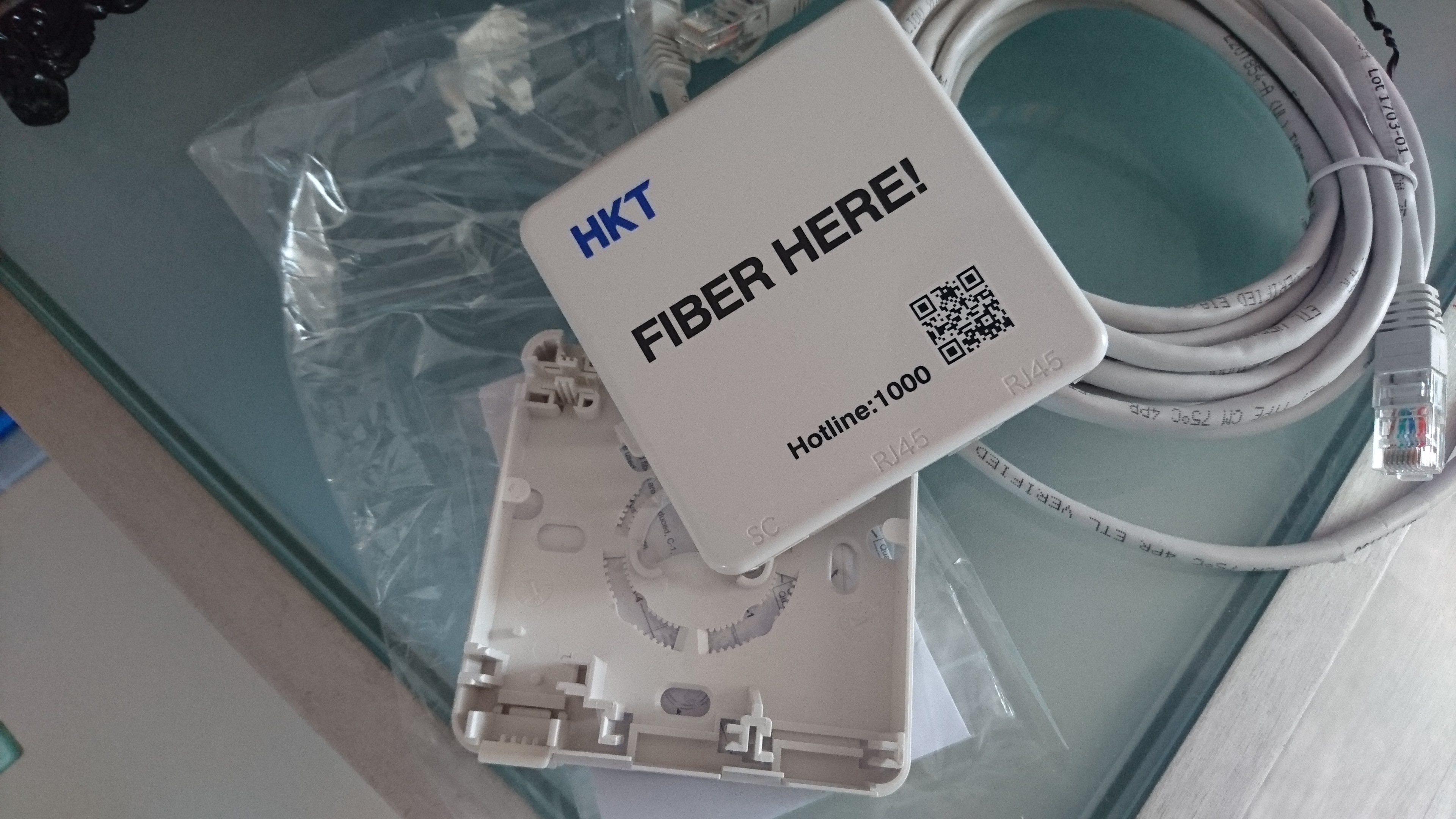 HKBN PCCW fiber + 電話wall jack一雞三味 - 網絡寬頻 - 電腦領域 HKEPC Hardware - 全港 No ...