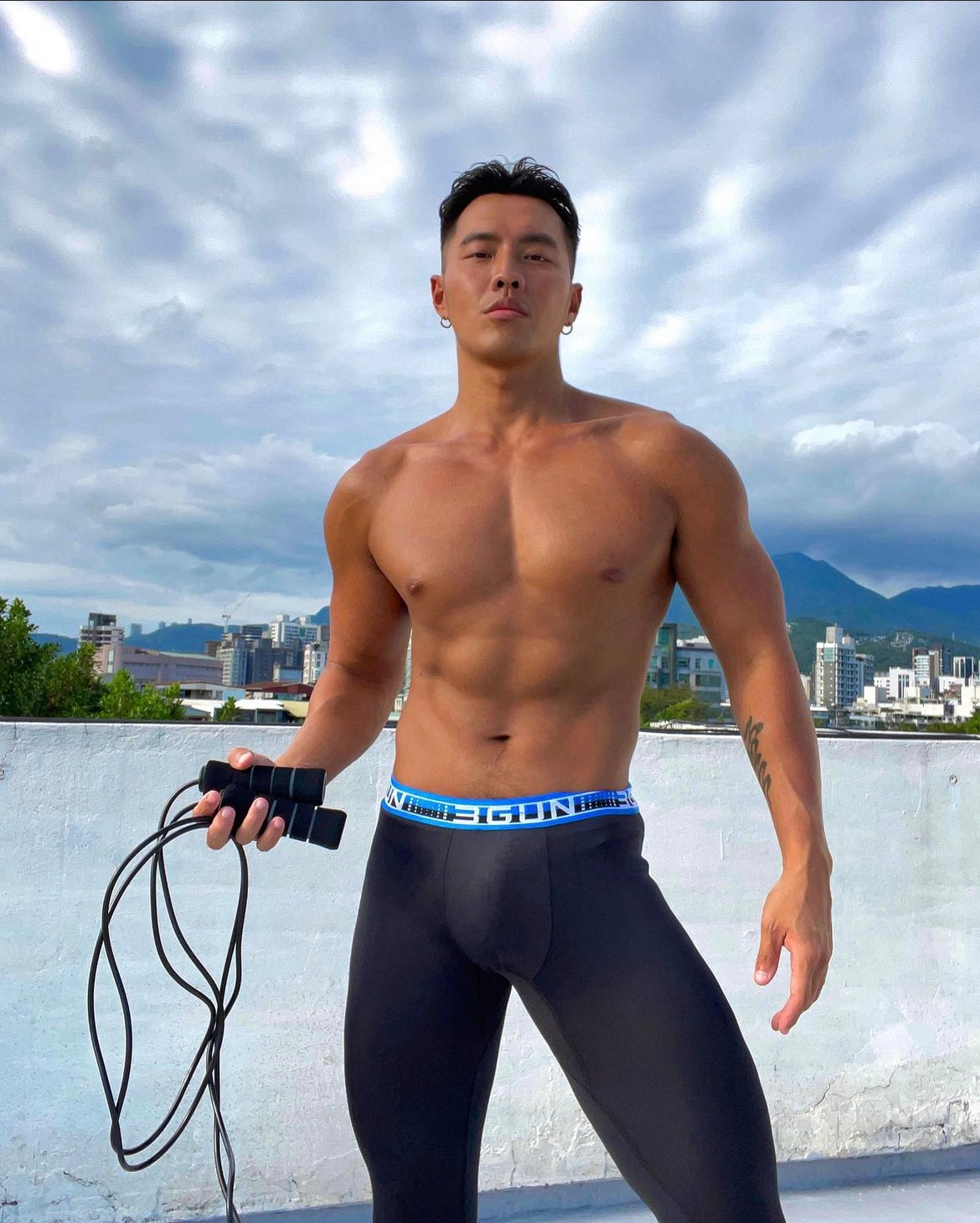 覺唔覺通常Gay佬都特別靚仔大隻？ | LIHKG 討論區