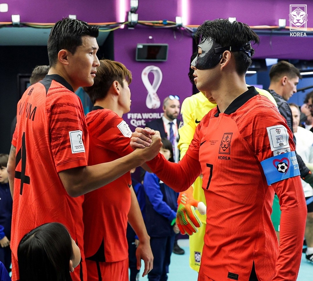 [COYS - 反熱刺神鋒列查利臣既都係傻仔黎！] 熱刺球迷吹水區447 | LIHKG 討論區