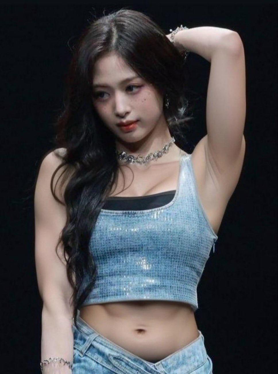 babymonster個ahyeon都幾正 | LIHKG 討論區