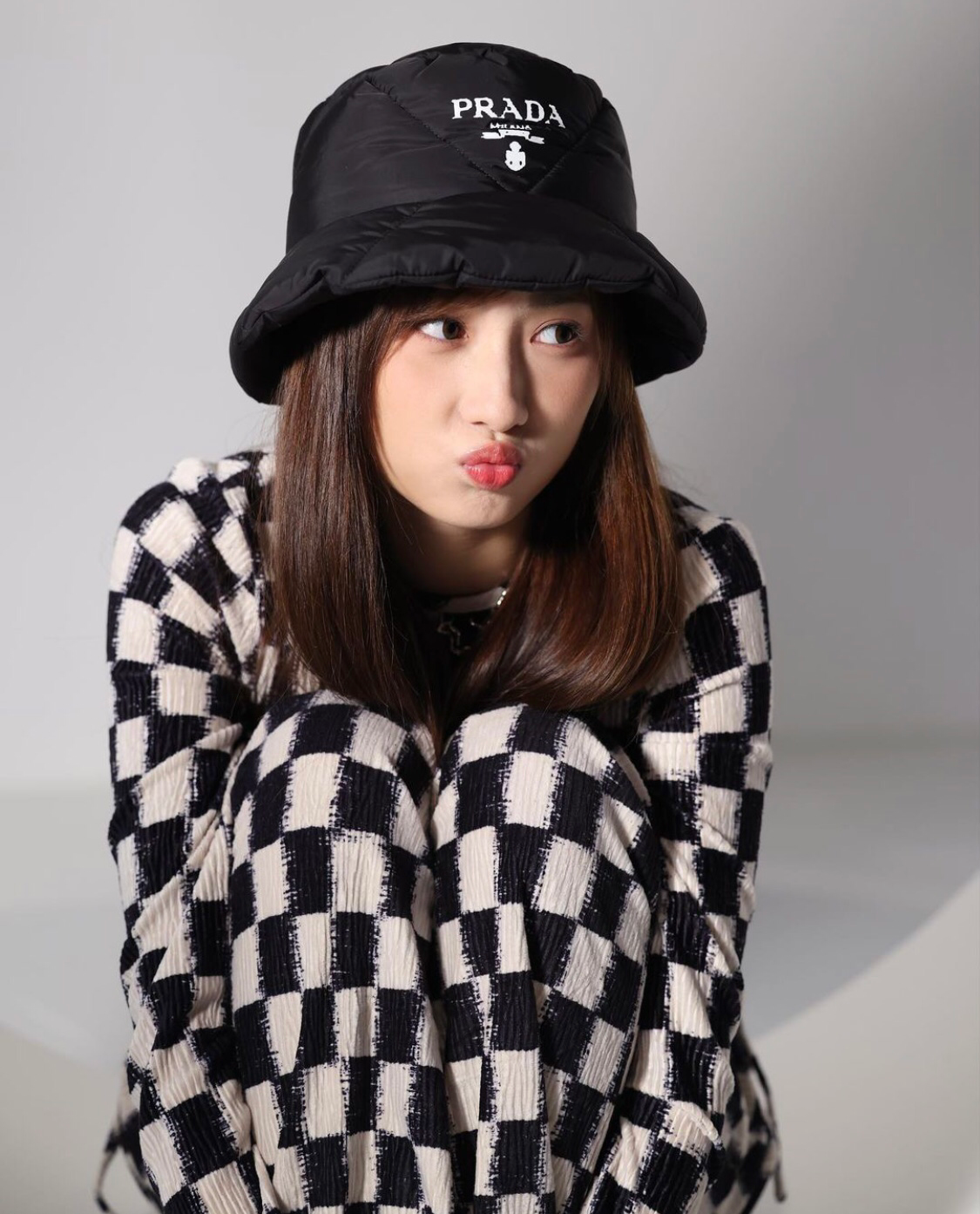 [突發] Yumi新歌《wanna be close to u》MV出咗！！ | LIHKG 討論區