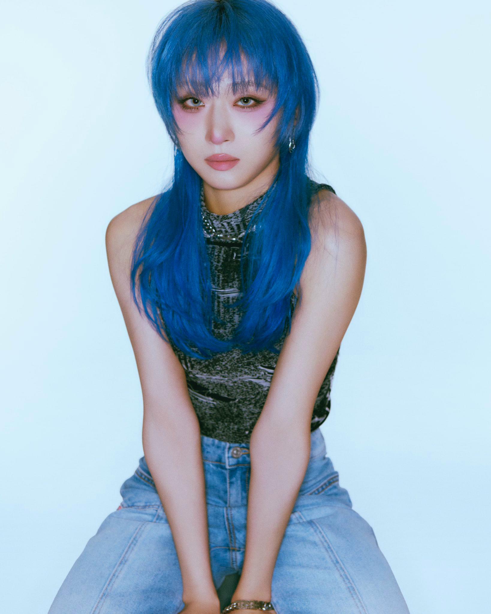 「hana」Jisoo新造型好emo | LIHKG 討論區