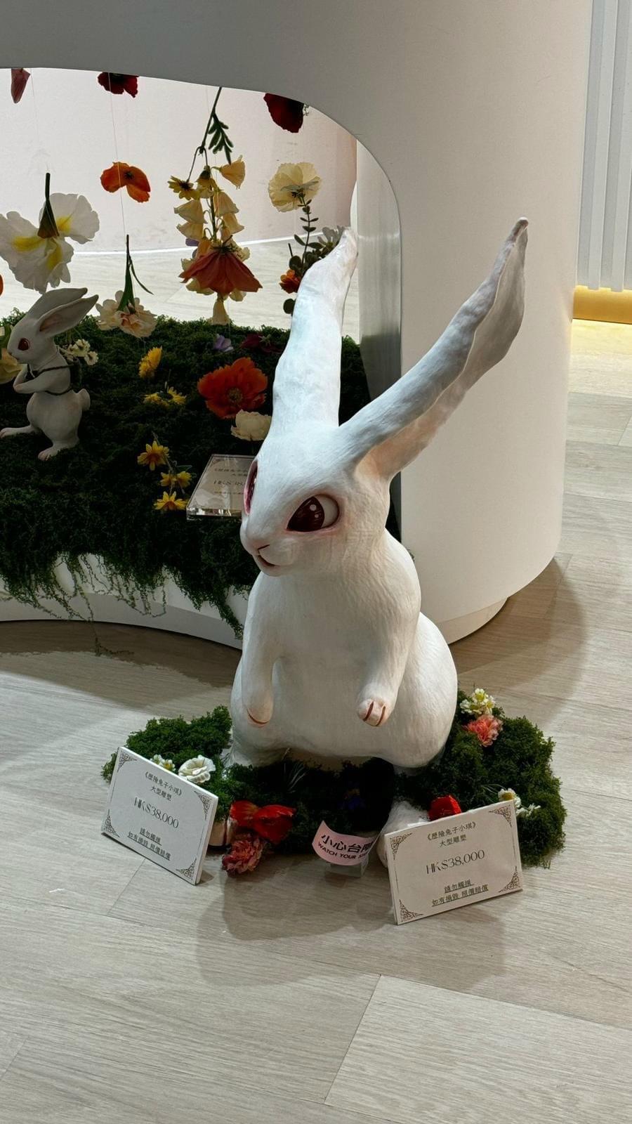 【事件重演？】 K11 MUSEA 小朋友整冧擺喺地下價值 HK$38,000 公仔 | LIHKG 討論區