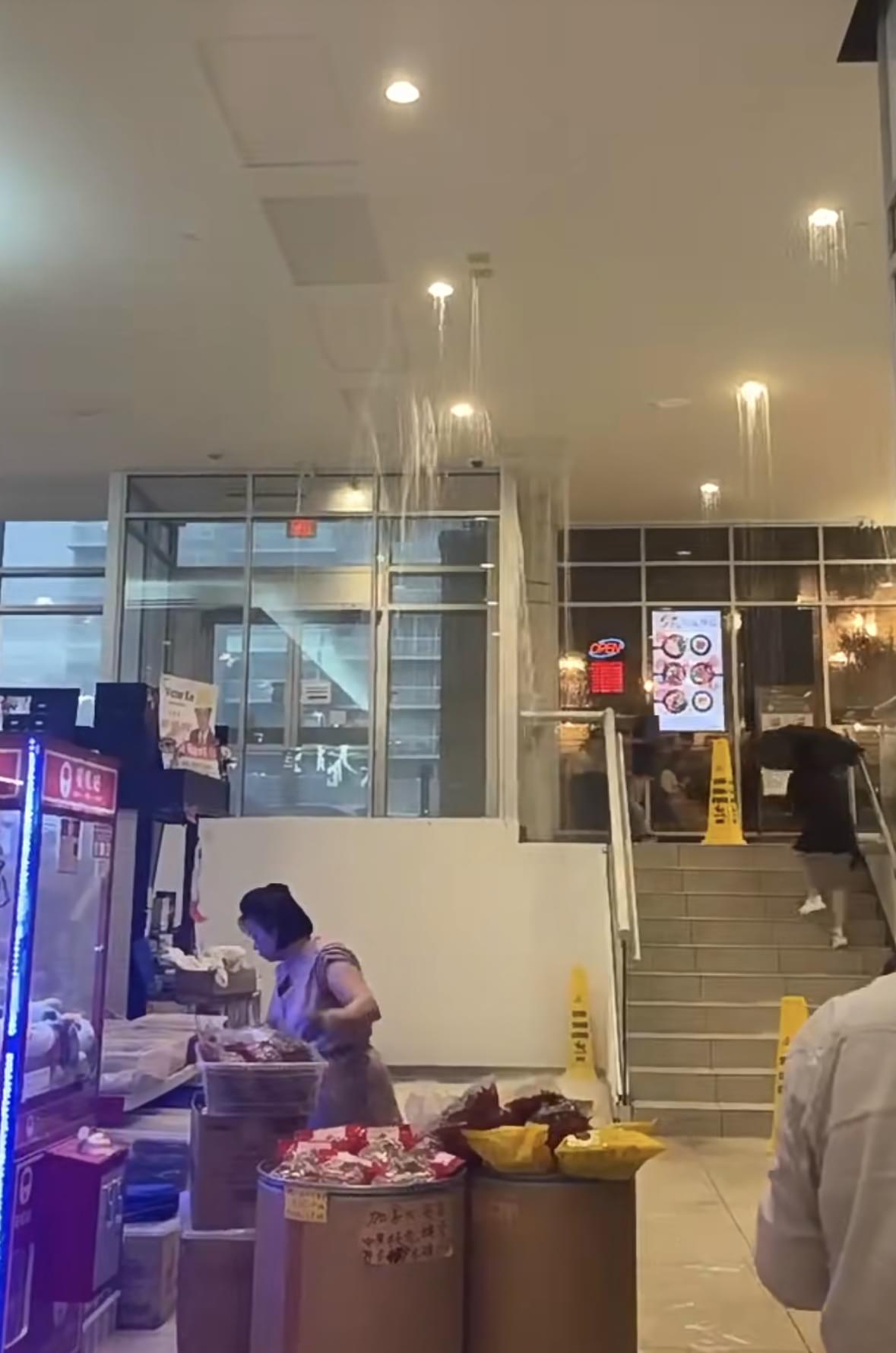 朗豪坊Langham Square水浸！ | LIHKG 討論區