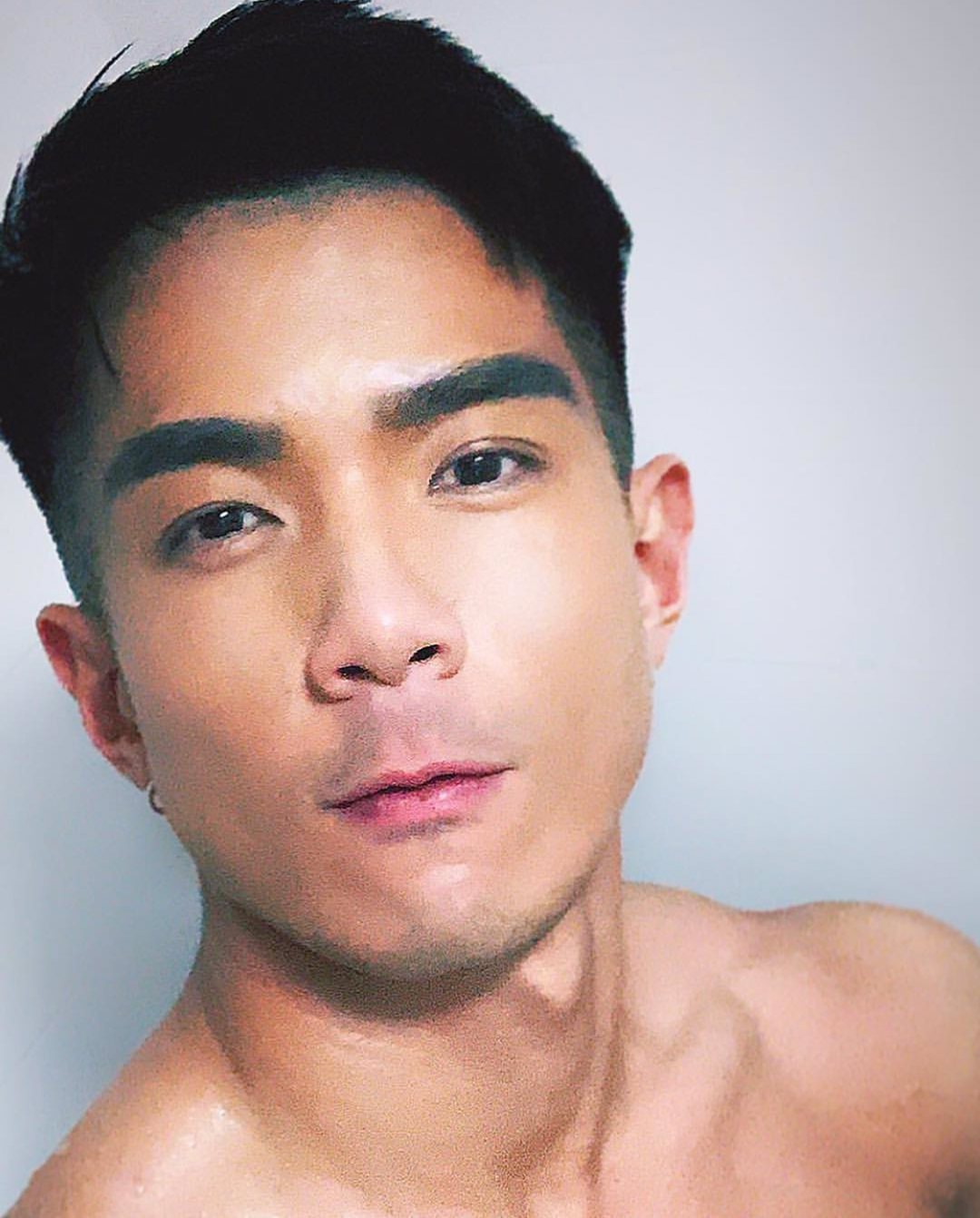 【有圖】【波麗露露】【波濤洶湧】【十級地震】【氣乳軒昂】 | LIHKG 討論區