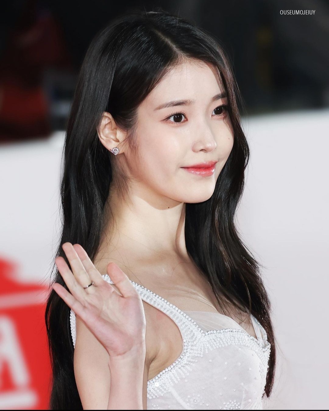 iu妹妹頒獎禮倒瀉野 | LIHKG 討論區