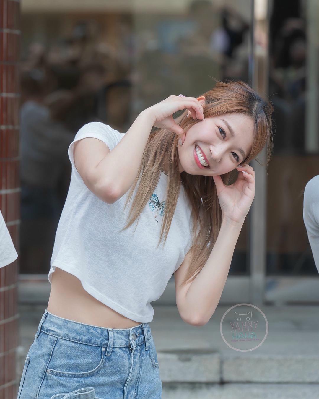 Lollytalk 班女勁咸濕，waterbomb濕身冧fans | LIHKG 討論區