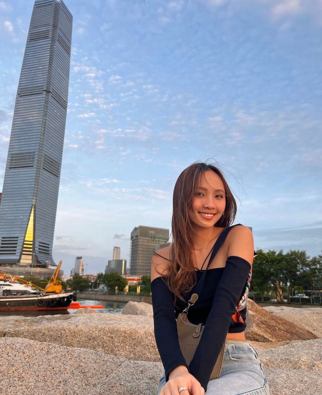 [多圖]laurie chang係咪全香港最正嘅中學生？ | LIHKG 討論區