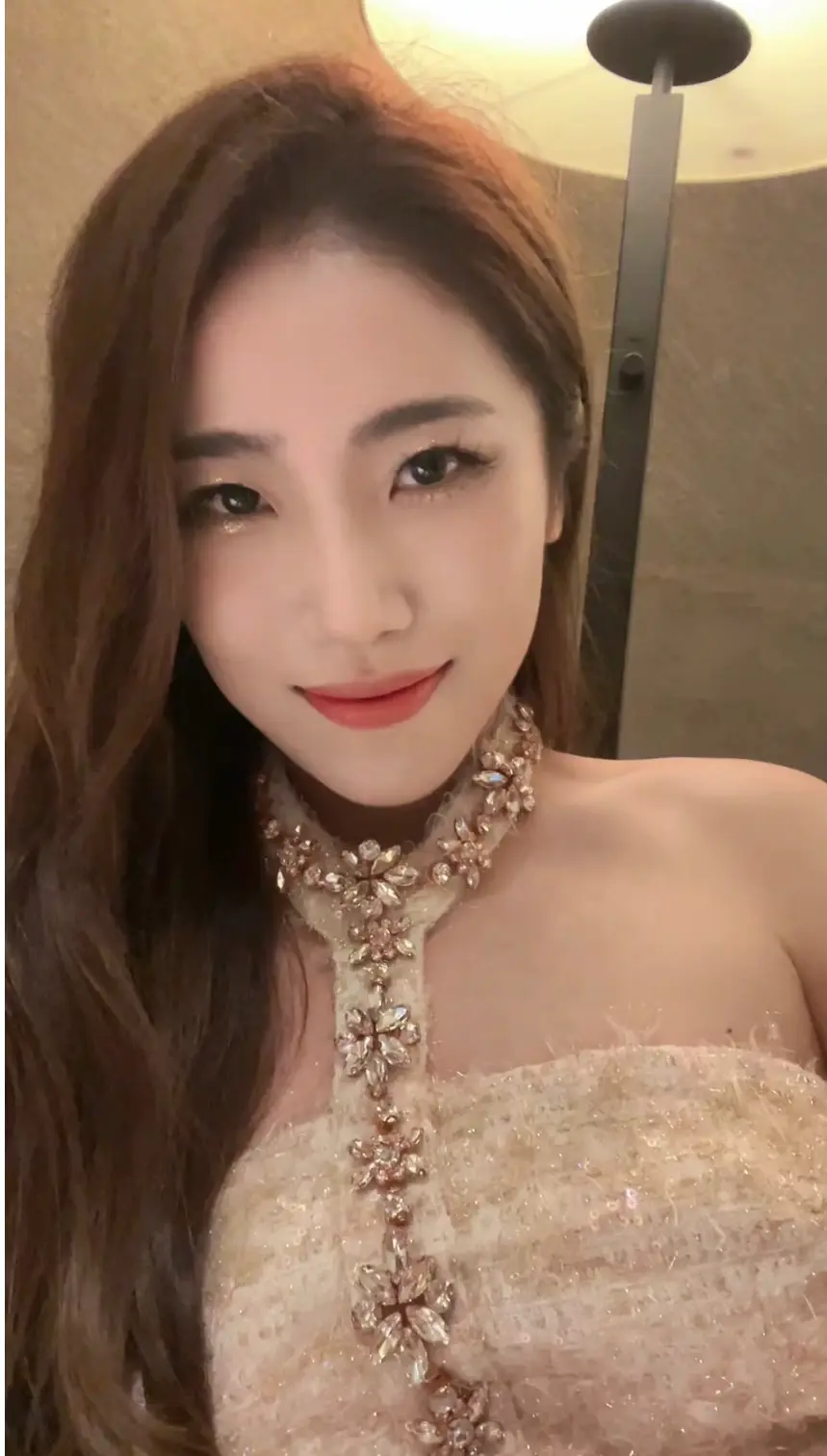 香港小姐2024 首輪面試｜「翻版劉穎璇」現身 佳麗戰鬥格上陣騷身材 「野口同學」勁搶Fo | LIHKG 討論區