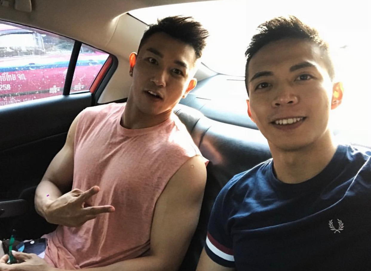 男同事日日都send自拍照，懷疑佢想媾我 | LIHKG 討論區