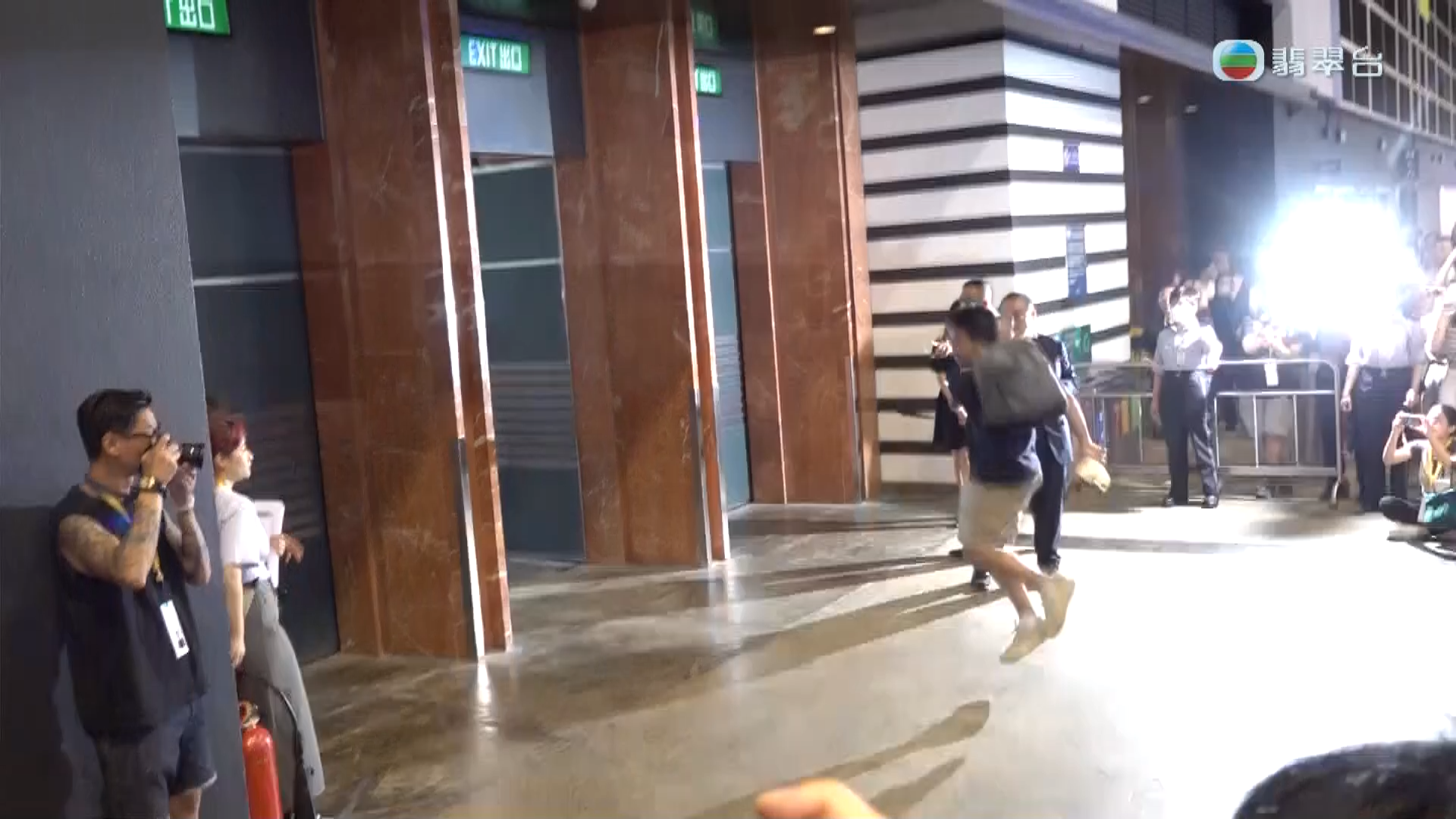 [TVB] 東張西望討論區 (96) | LIHKG 討論區