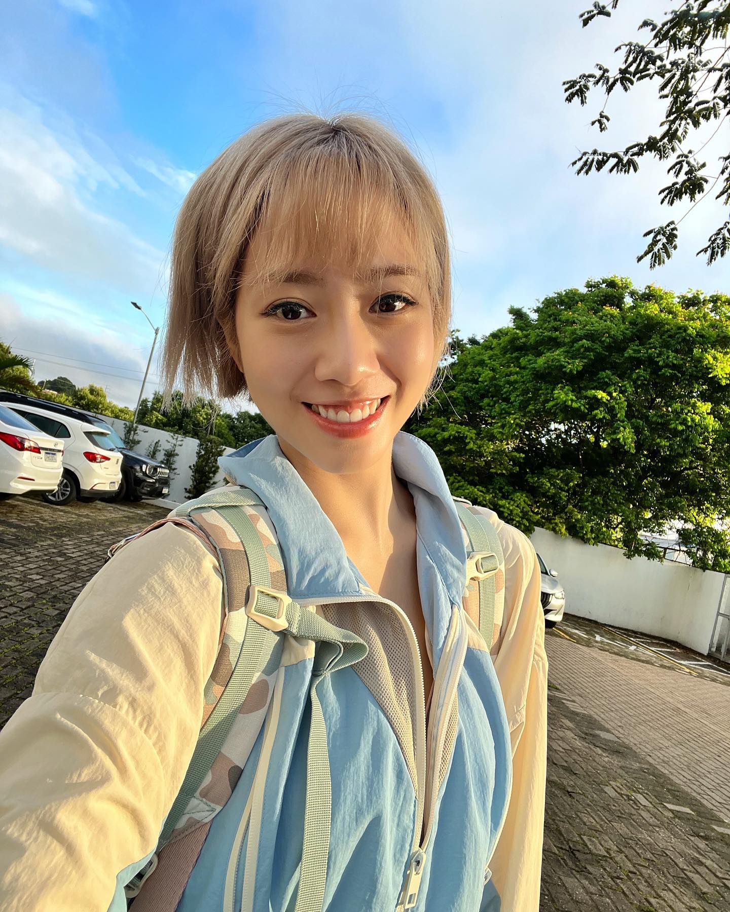 傳女團Beanies兩成員潘釗彤(Chiutung)、黃健怡(Winky)已離隊，官方IG已取消追蹤二人 | LIHKG 討論區