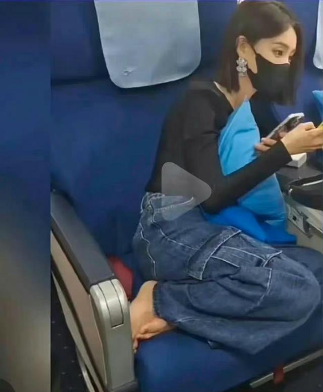 搭uo前面個客除咗對鞋又唔著襪 | LIHKG 討論區