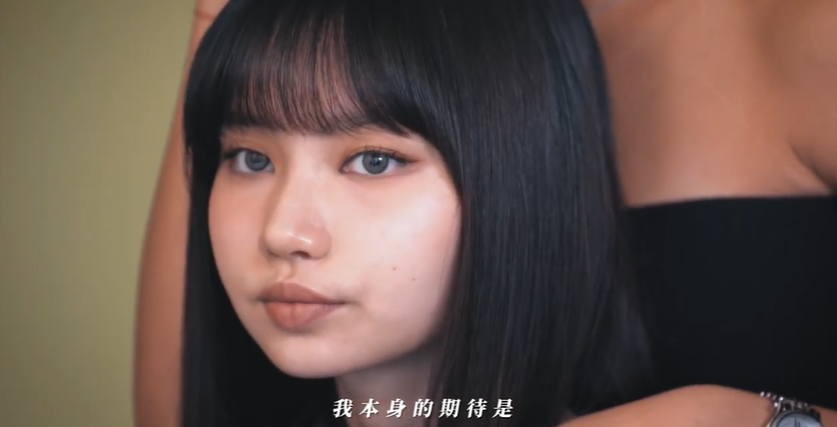 8人女子組合 COLLAR討論區 (477) COLLAR加油 RIP The Queen！ | LIHKG 討論區