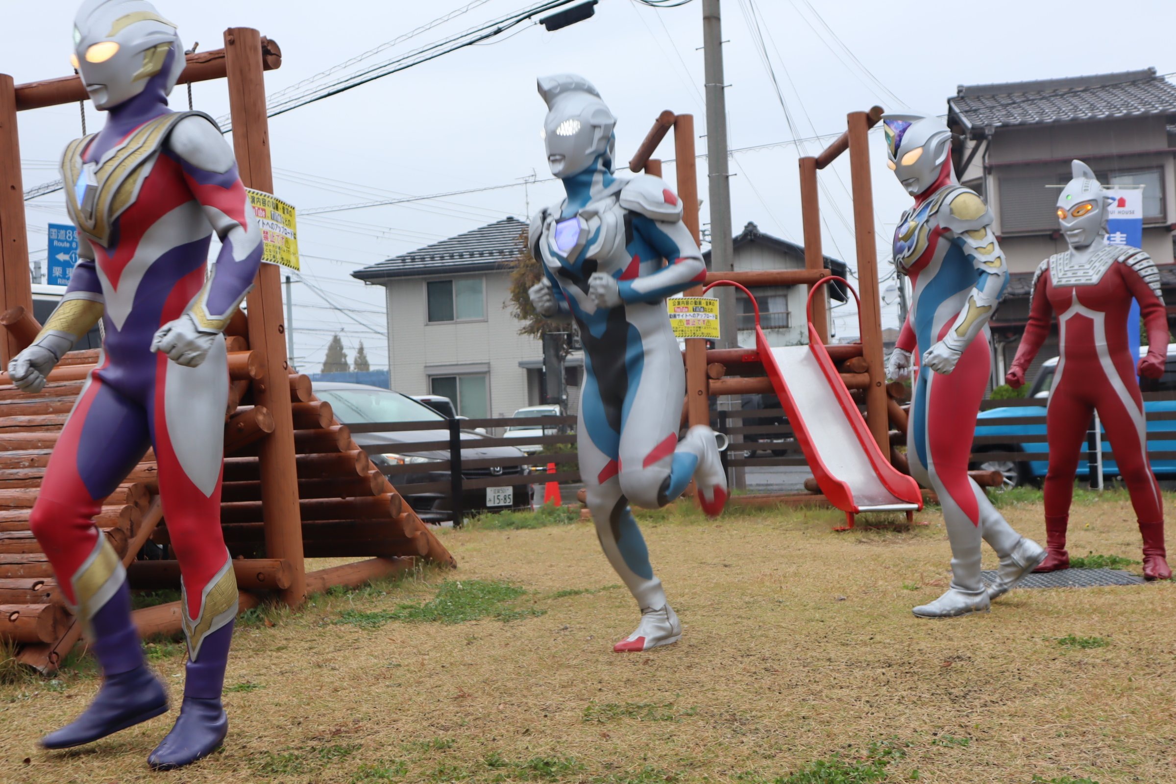 [討論]超人Ultraman[32] 頂2集Smile Smile編劇回歸... | 322年歷久不衰 宇宙煎餅 | LIHKG 討論區