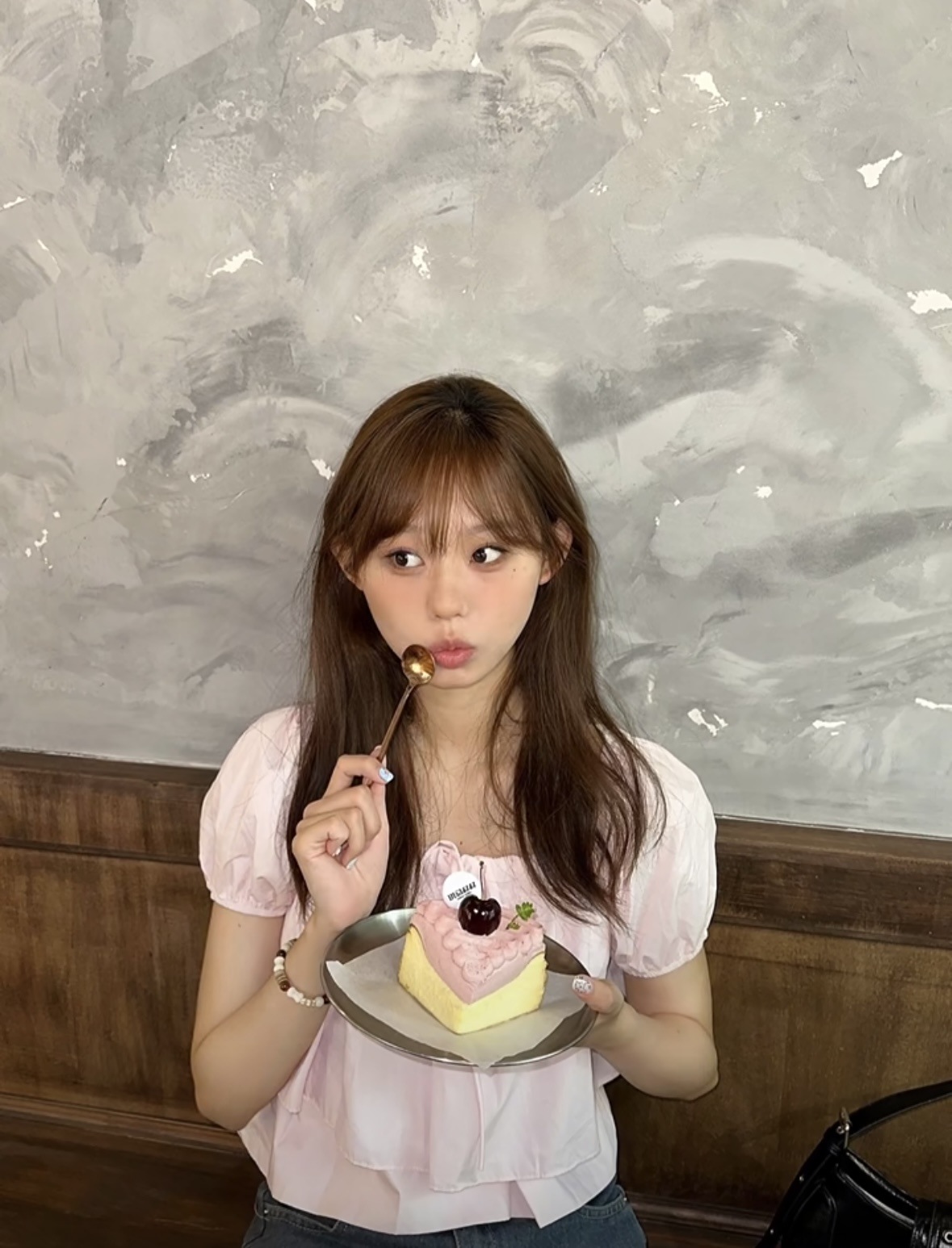 (多圖) 痴能線大陸妹D P圖術勁過AI | LIHKG 討論區